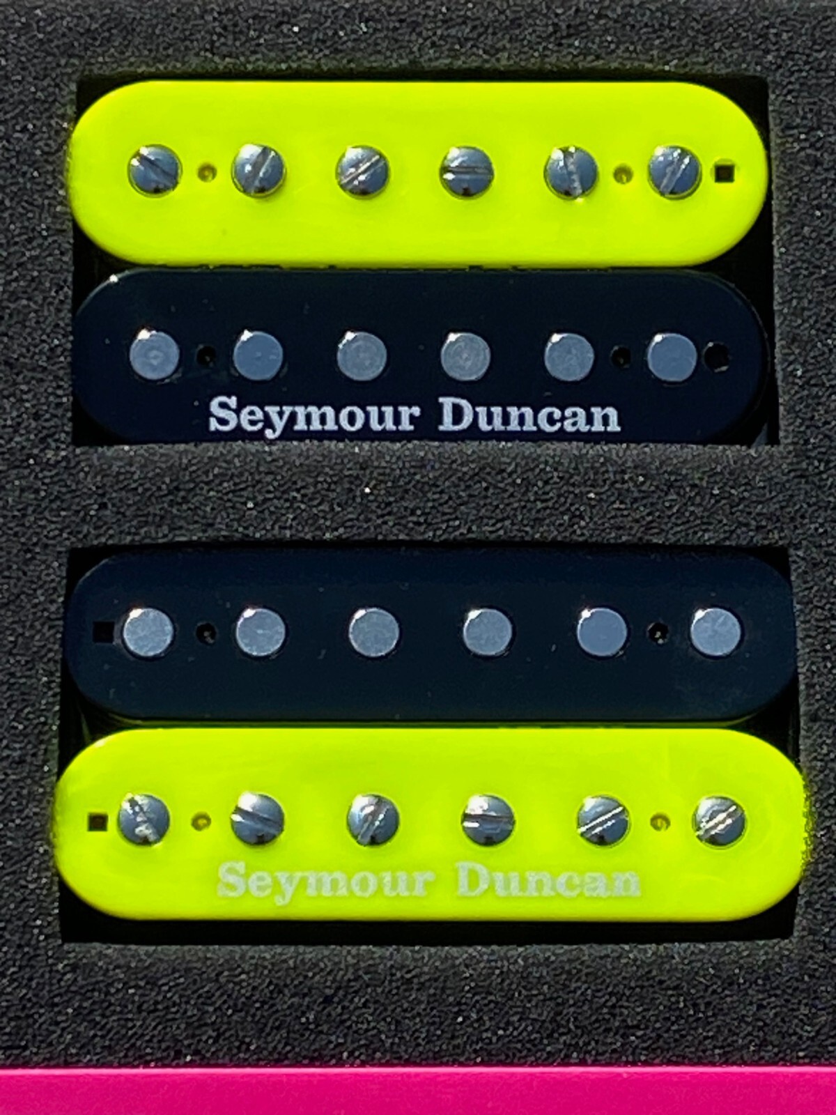 Seymour Duncan '78 Model Trembucker Black/Neon Yellow Zebra Guitar ...