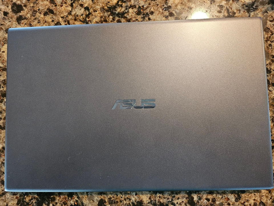 Asus Vivobook AMD Ryzen 5 3500U, 20GB RAM, 256GB, 15.6 win11 Home ...