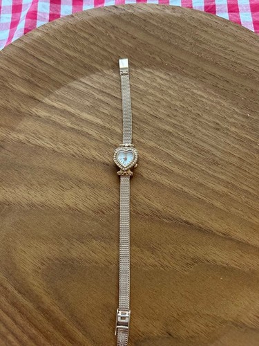 ETE Gold Heart Shaped Mesh Band Watch Wristwatch Timepiece Authentic ...