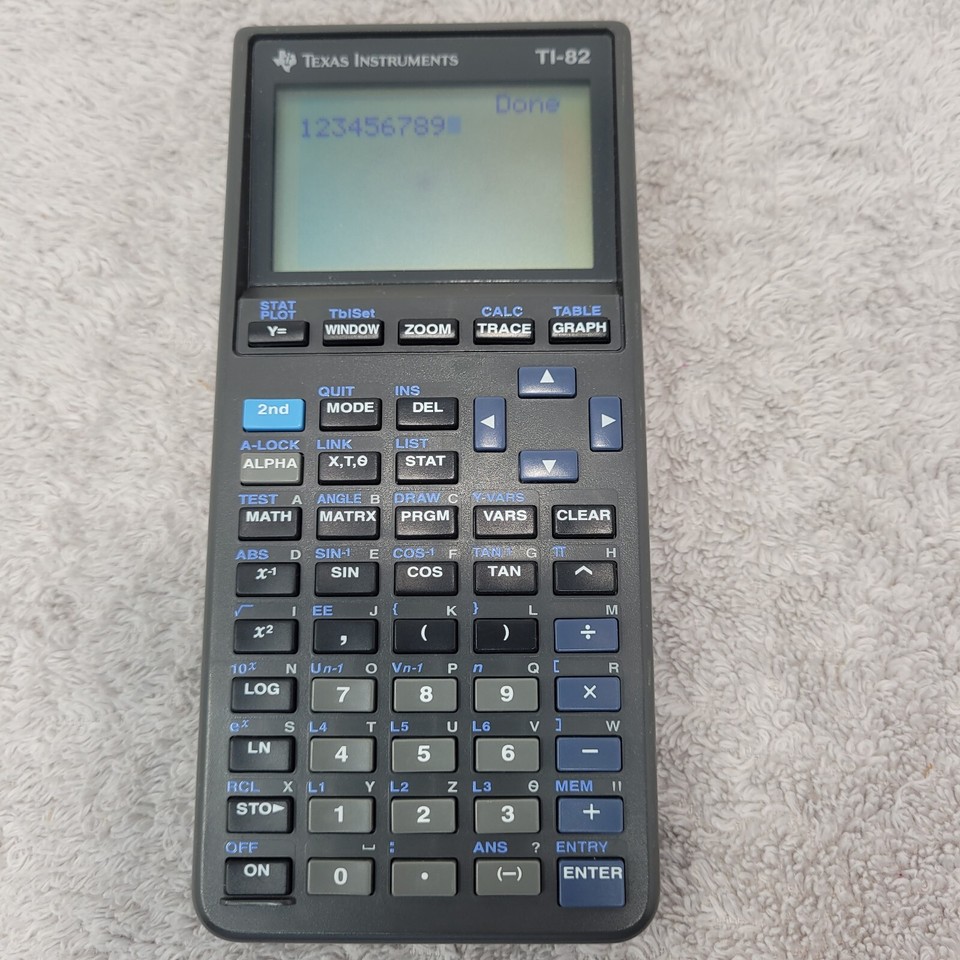 Texas Instruments TI-82 Graphing Calculator With Slide Cover TESTED ...