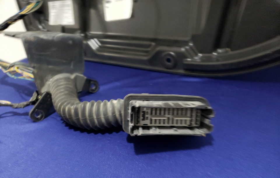 2011-2014 FORD EDGE FRONT PASSENGER RIGHT DOOR PANEL REGULATOR SPEAKER ...