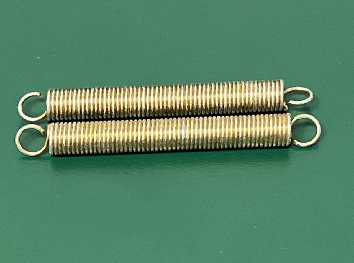 SAE INTERNATIONAL MS24586-555 MIL-SPEC SPRING,HELICAL,EXTENSION (LOT OF ...