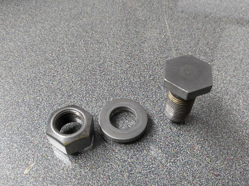 NICE ORIGINAL GENUINE PORSCHE 911 930 924 944 968 BOLT W WASHER NUT ...