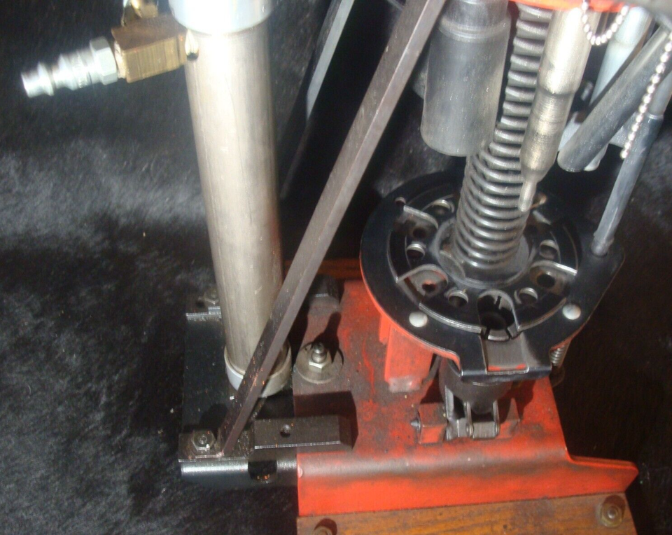 MEC Grabber Model 8567 Shotgun 28 Gauge Reloading Press, Compressed Air ...