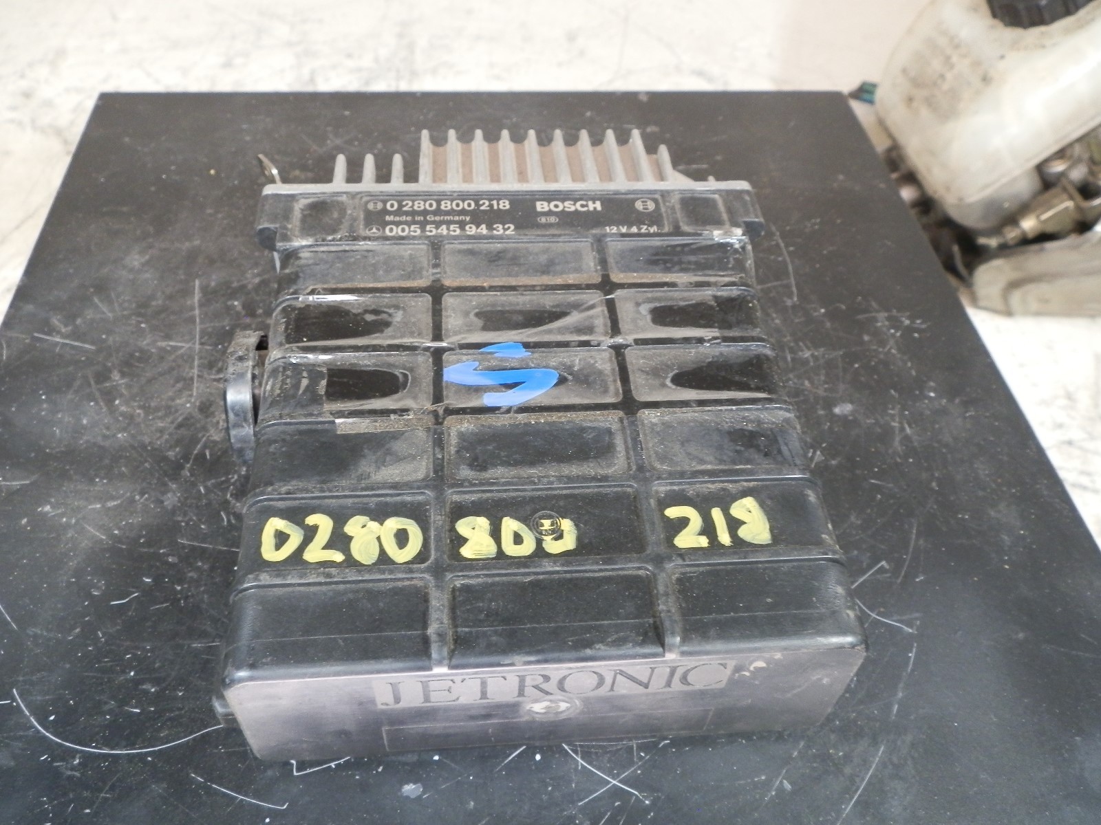 1987-1988 Mercedes 190E Computer Control Module - Bosch #0 280 800 218 ...