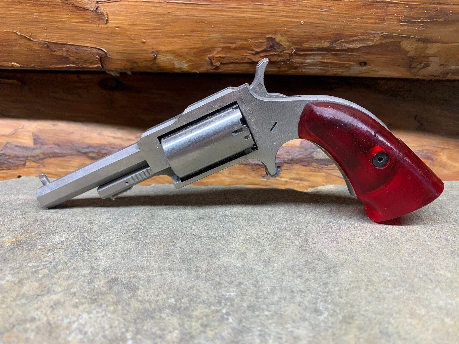 Smooth Deep Red NAA 22 MAG STYLE 2 EXTENDED GRIP, NORTH AMERICAN ARMS ...