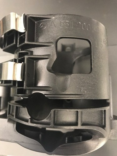 Genuine Mercedes Benz OM651 Water Outlet Fuel Filter Housing ...