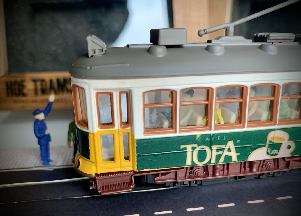 Lisbon Tram HO/N gauge (HOe) - motorized w/ light NEW w/ box Tofa ...