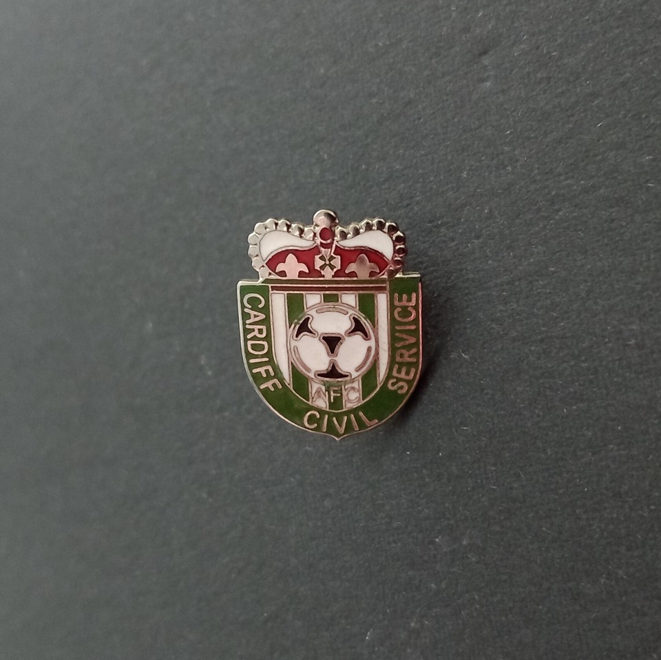 WALES - WELSH - LEAGUE ASSORTED FOOTBALL CLUB PIN BADGES - A TO K | eBay UK