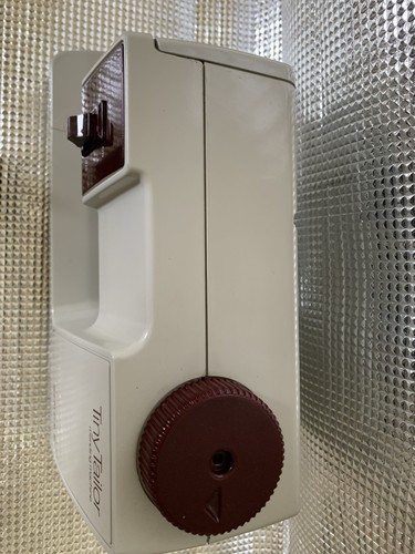 VINTAGE SINGER "TINY TAILOR" MENDING MACHINE, MODEL M100A MADE IN FRANCE ! | eBay