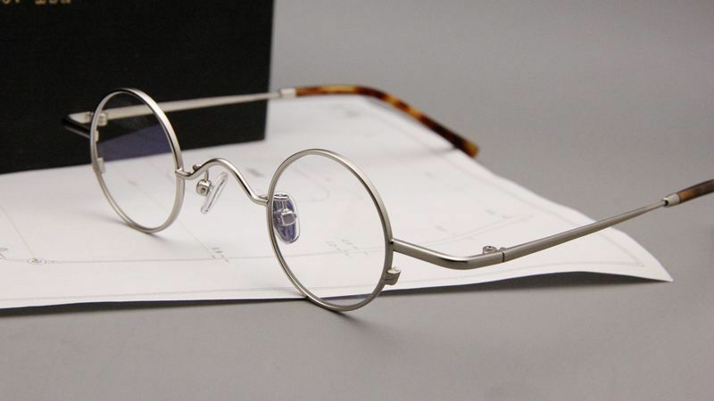 Vintage Small Round RX Glasses Retro Metal Full rim Eyeglass Frames 34 ...