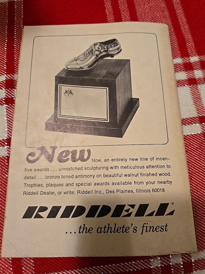 Baseball Digest March, 1971 Carl Yastrzemski, Expos, Minnie Rojas ...