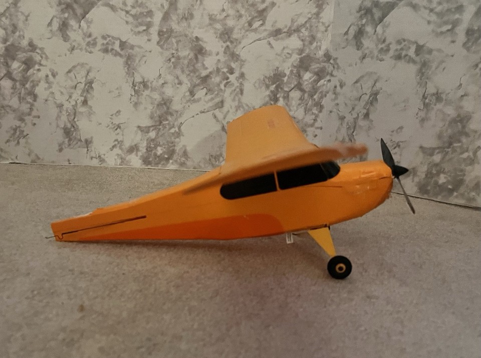 Hobbyzone HBZ4900 Radio Control Champ RTF Airplane Yellow Kit Hobby ...