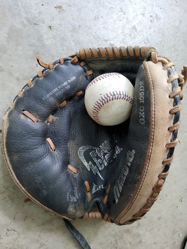 Mizuno GXC-105D2 32.5” Baseball Catchers Mitt Glove Left Hand Throwing ...