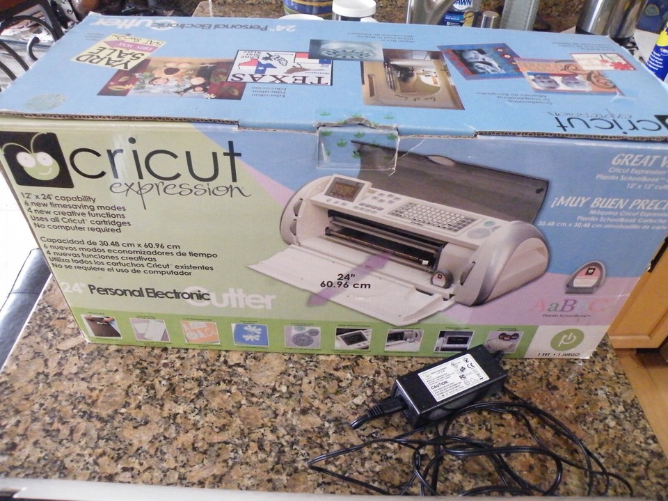 Cricut CREX001 Expression Machine 12" x 24" Capacity Personal ...