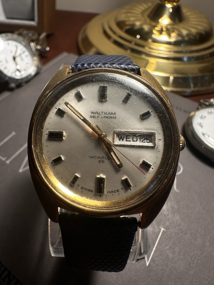 Vintage Waltham Gold Tone Self Winding Men’s Watch Incabloc 25J Day ...