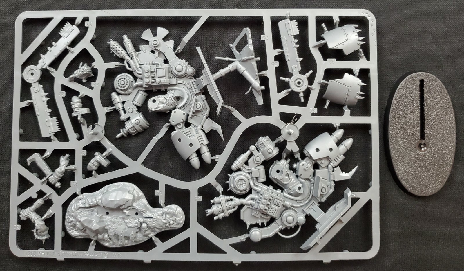 Warhammer 40K Orks Deffkoptas B from Ork Combat Patrol Rokkit Deff ...