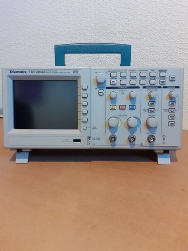 Tektronix TDS2002B Oscilloscope, 60MHz, 1GaS/s 2 Channel | eBay