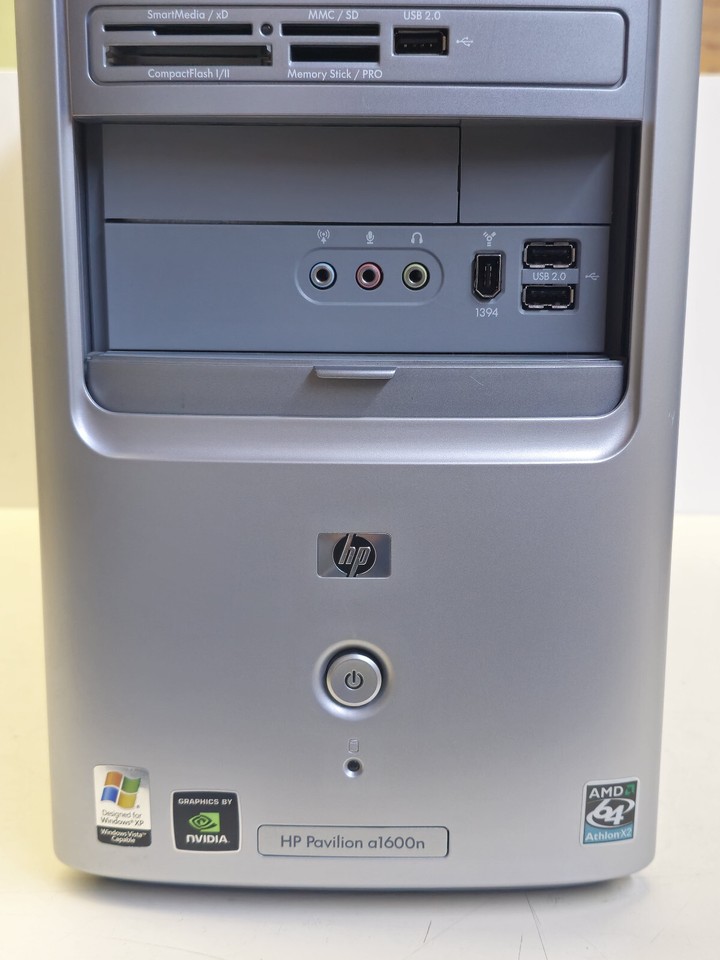 HP Pavilion a1600n Athlon64 X2 3800+ + 3GB + 200GB XP Media Center 2005 ...