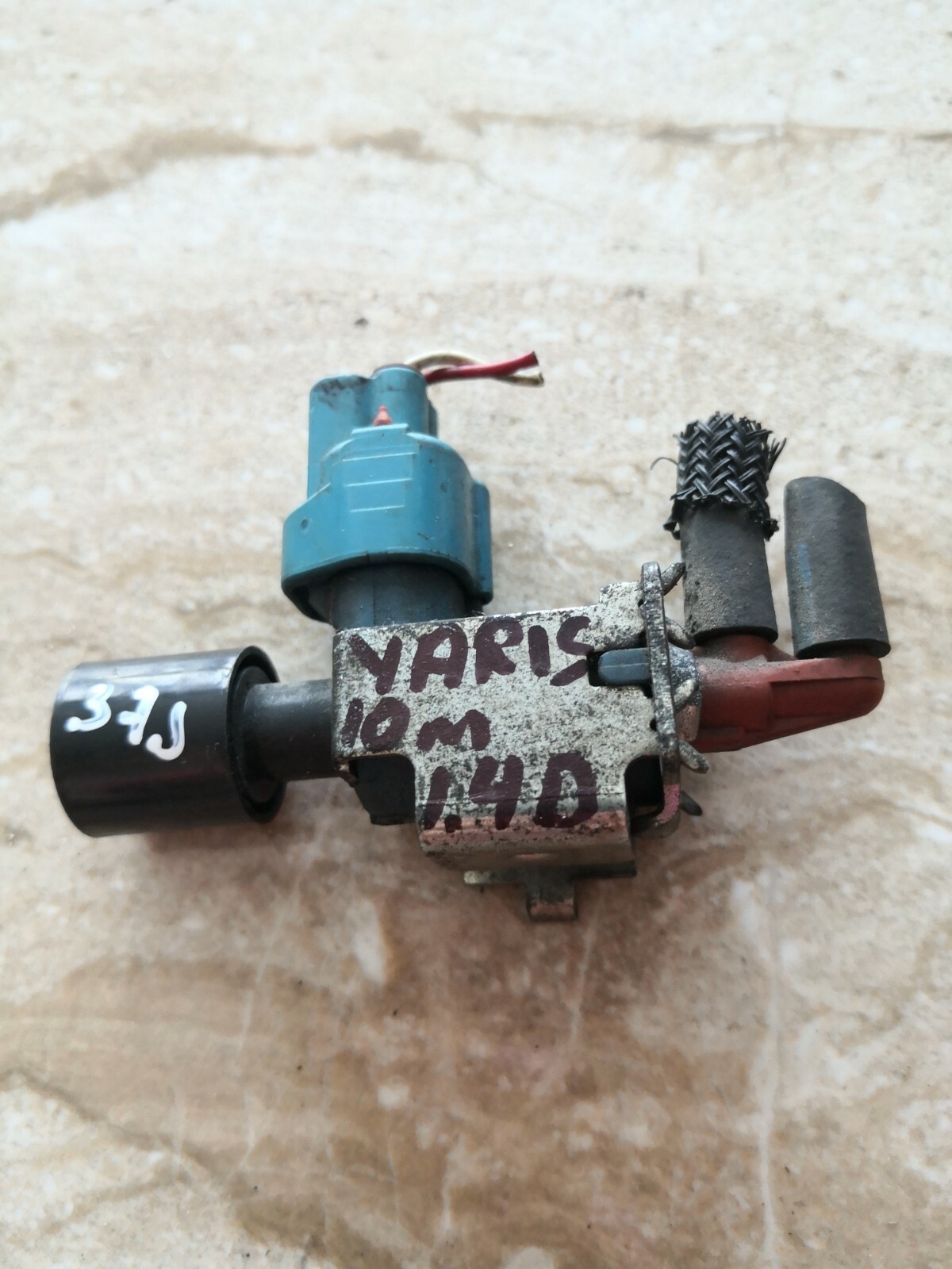 Toyota Yaris 2010/Vacuum Valve Solenoid/2586030070 | eBay
