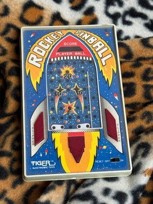 Tiger Rocket Pinball Handheld Electronic Game Model 7-460 read ...