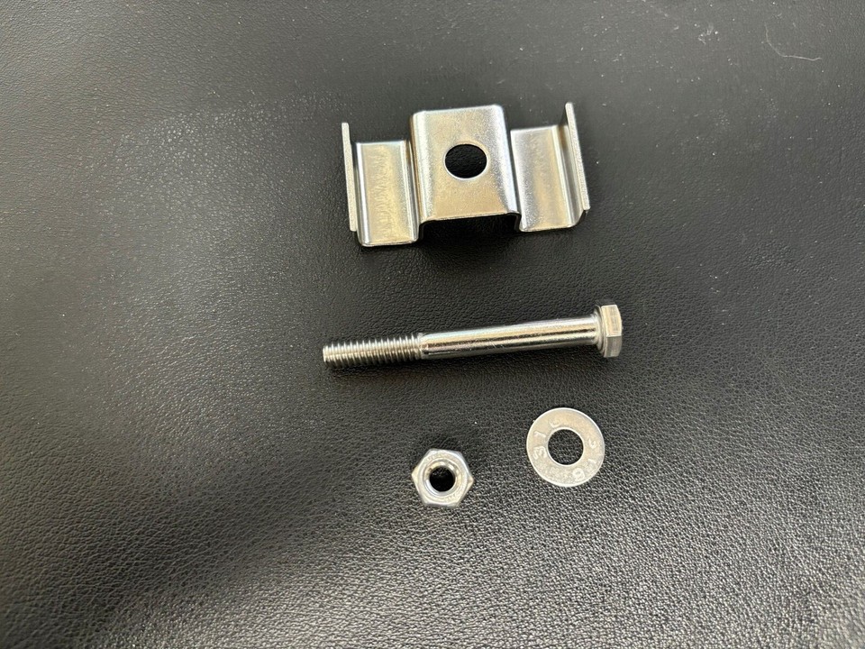 McMASTER-CARR Saddle Clip 1/2" Bearing Bar Width Fastener Fiberglass ...