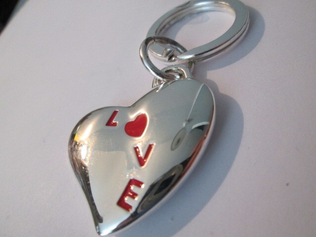 LOVE SILVER HEART KEYCHAIN | eBay