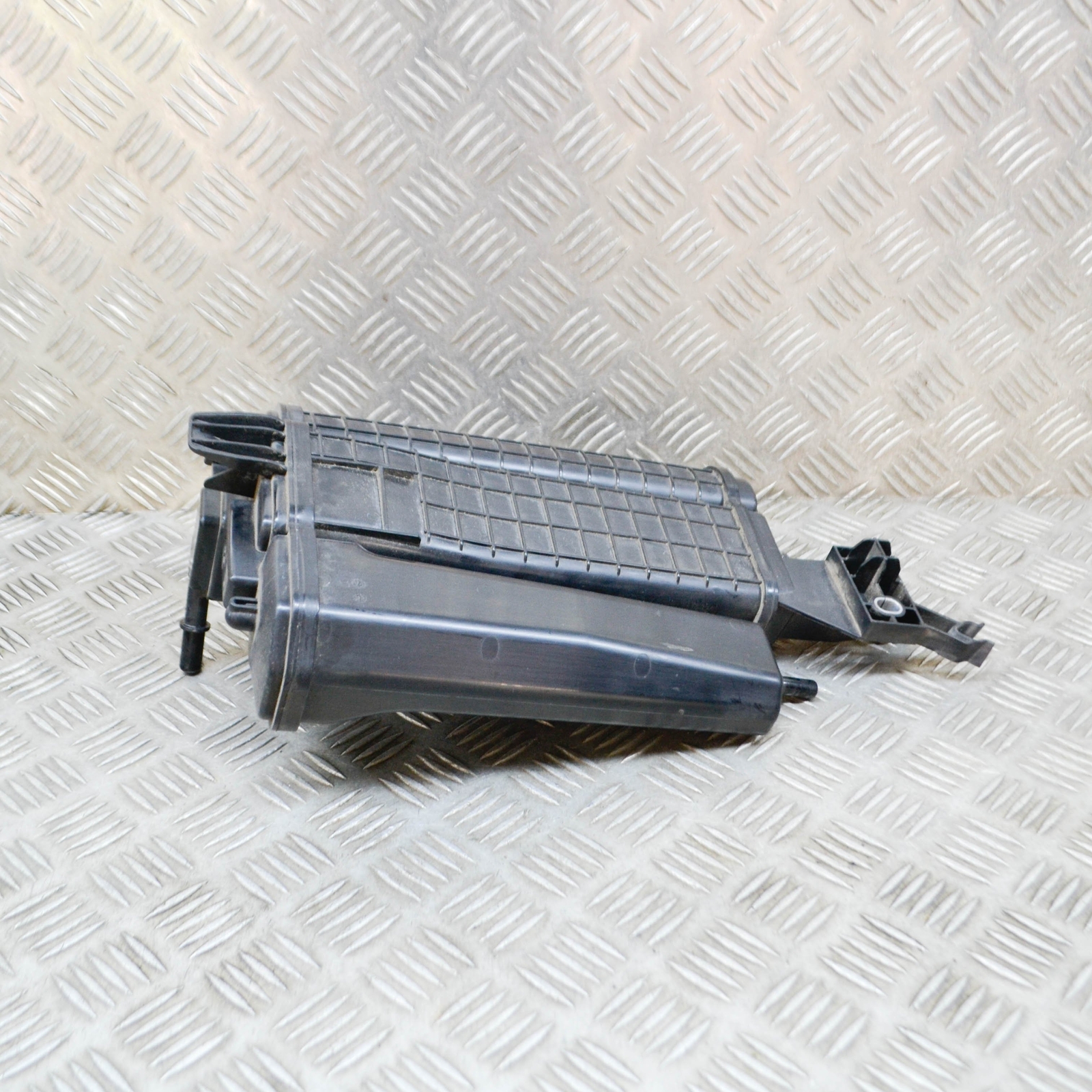 VOLKSWAGEN GOLF MK8 Activated Charcoal Filter 5WA201801 5Q0196D 1.5 ...