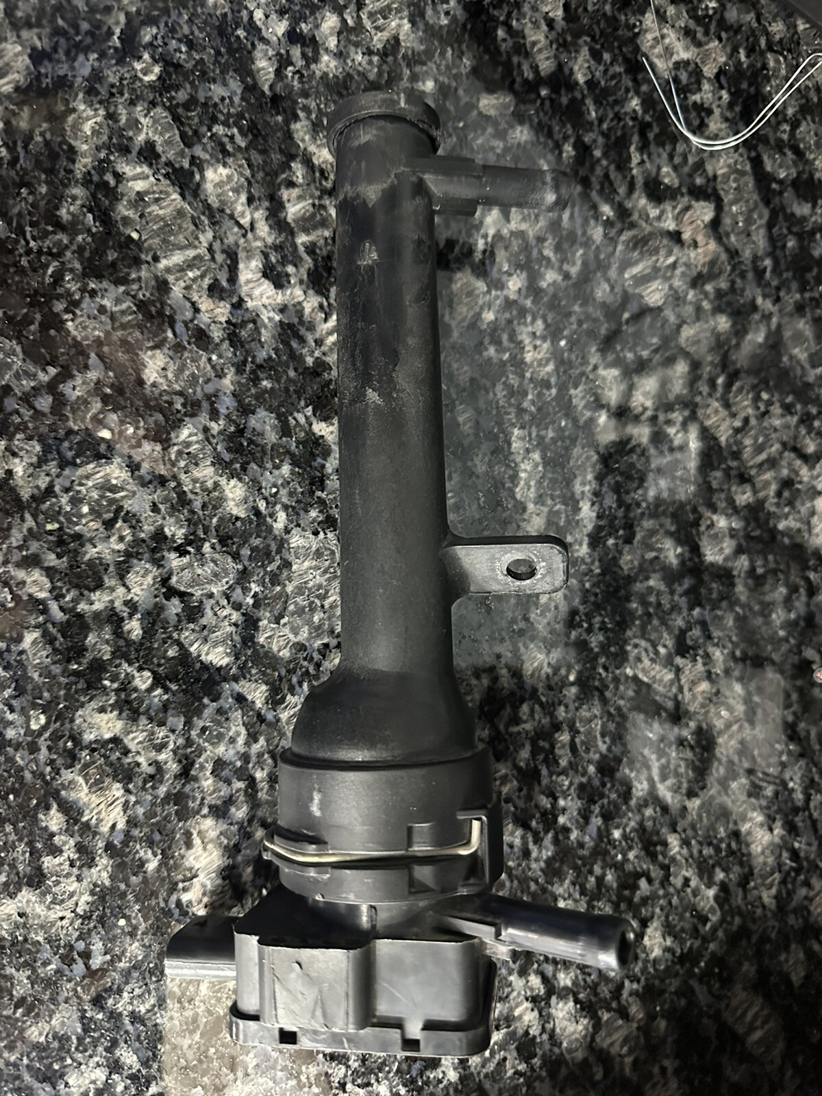 Genuine 13-16 Ford DV6Z-8A080-D GV6Z-8A080-D DV6Z8A080D | eBay