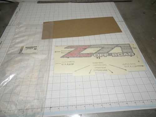 GM 15779676 Bed Side Decal Sticker Z71 OFF ROAD 1 Decal OEM NOS General ...