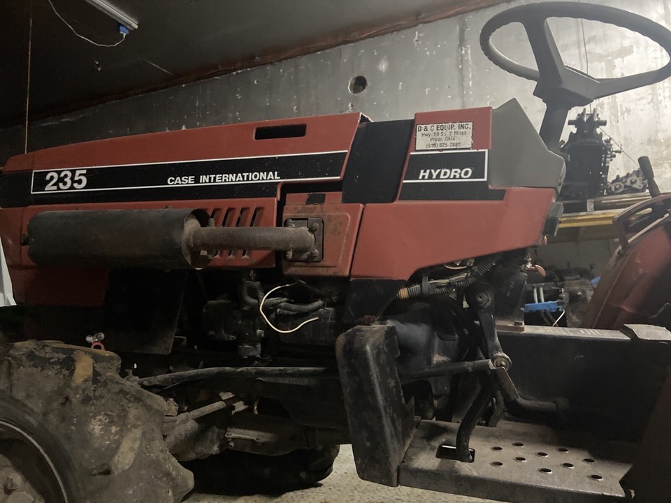 CASE / INTERNATIONAL 235 4 Wheel Drive HYDRO tractor ALL OR PARTS | eBay
