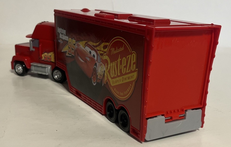 Disney Pixar Cars Transforming Tune Up Station And Launch Pad Truck ...