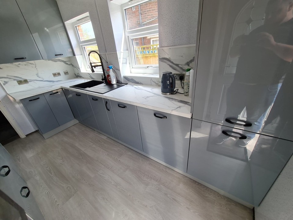 Grey high gloss kitchen units set Top Line, high quality grey gloss ...