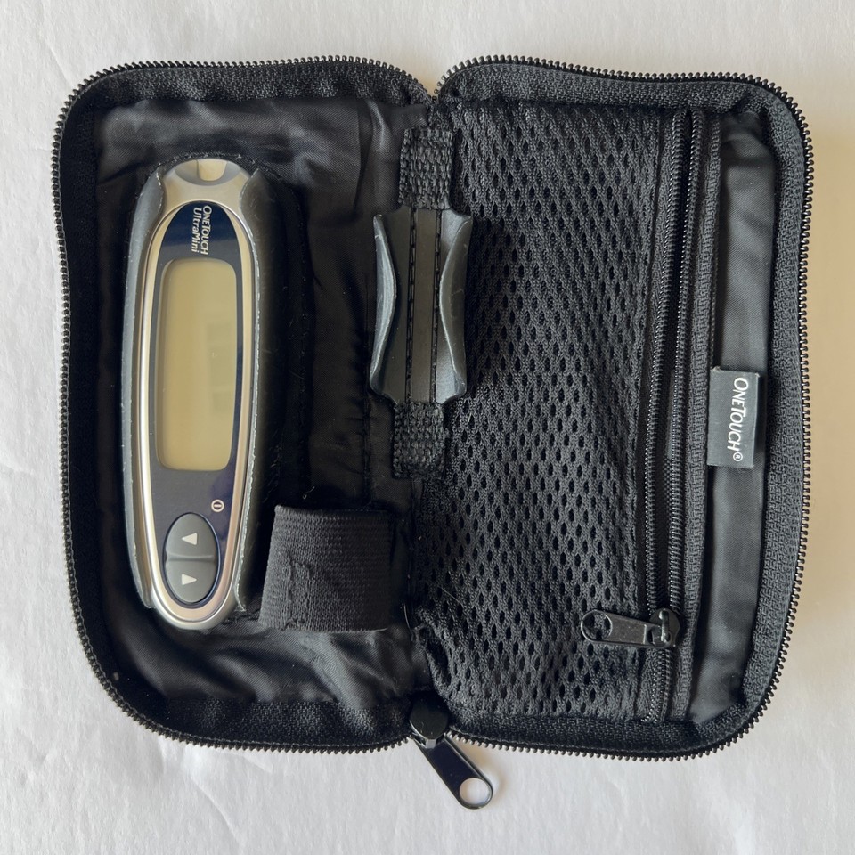 One Touch Ultra Mini Blood Glucose Meter Glucometer w/ Case & Brand New ...