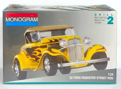 Monogram 2718 1/24 Scale '32 Ford Roadster Street Rod Plastic Model Kit ...