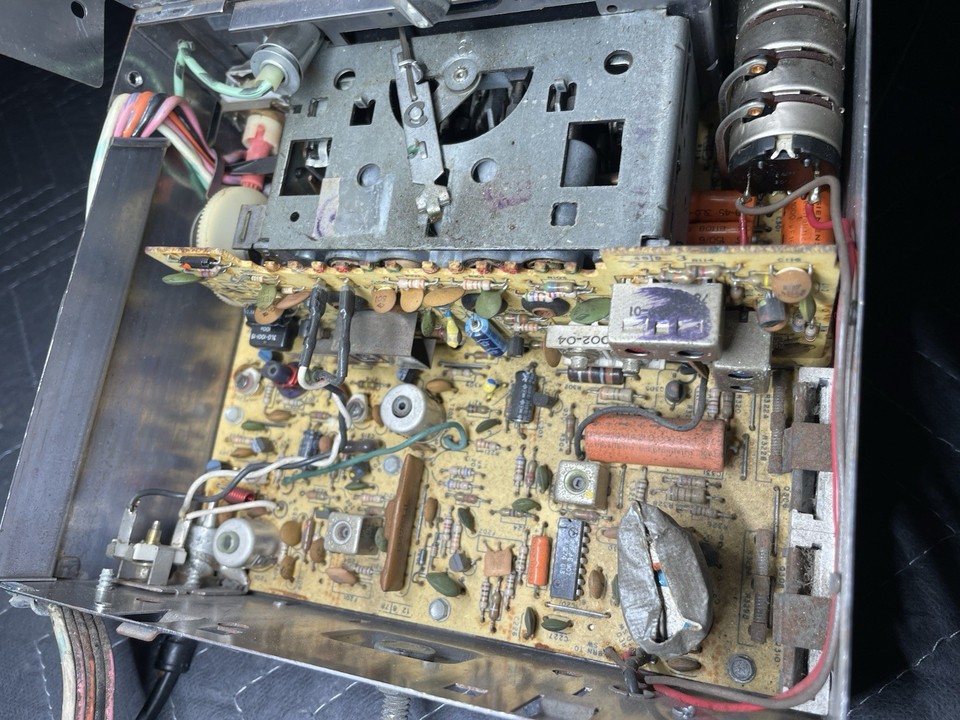 1978 1979 FORD MUSTANG F100 OEM AM FM Stereo Radio Slide Bar 7840 D8AF ...