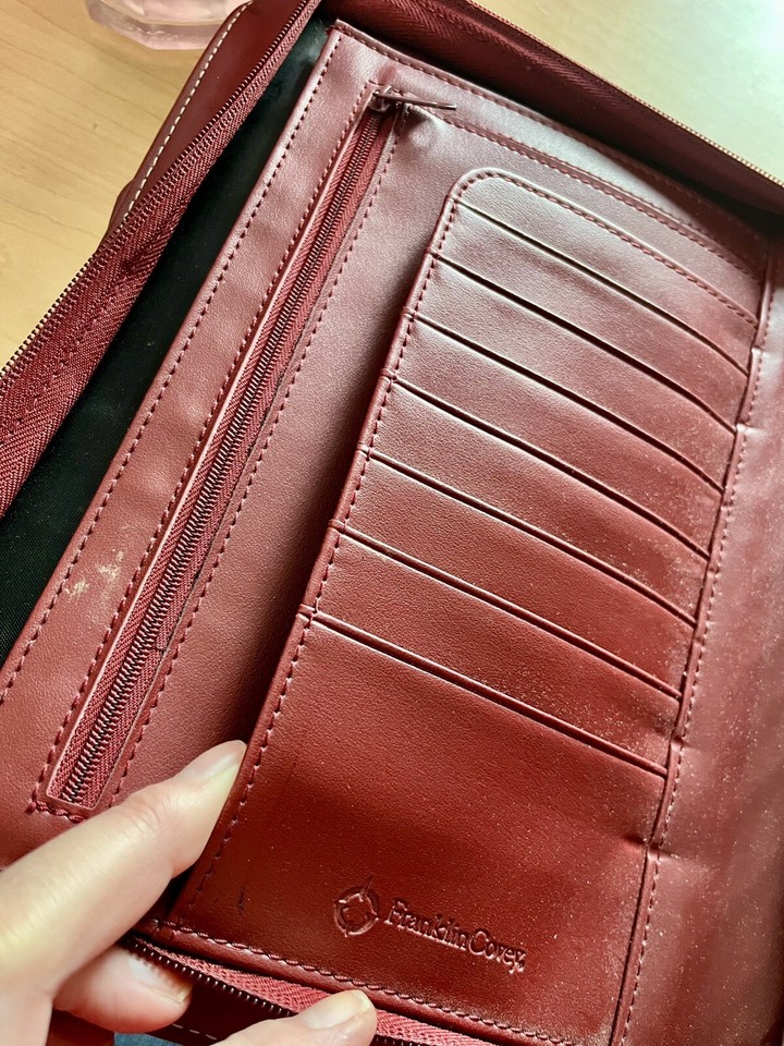 1998 Red Franklin Covey Day Runner Planner Binder 7 Ring Retractable ...