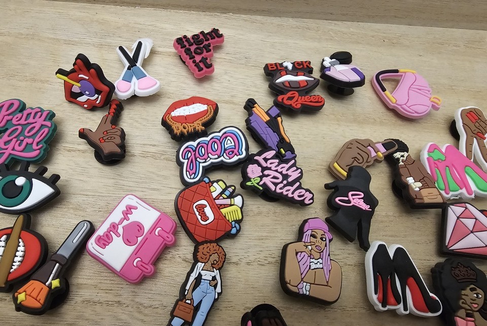 Shoe Charms Set for Crocs, Trendy Styles. 1908. Queen. Pretty Girl. | eBay