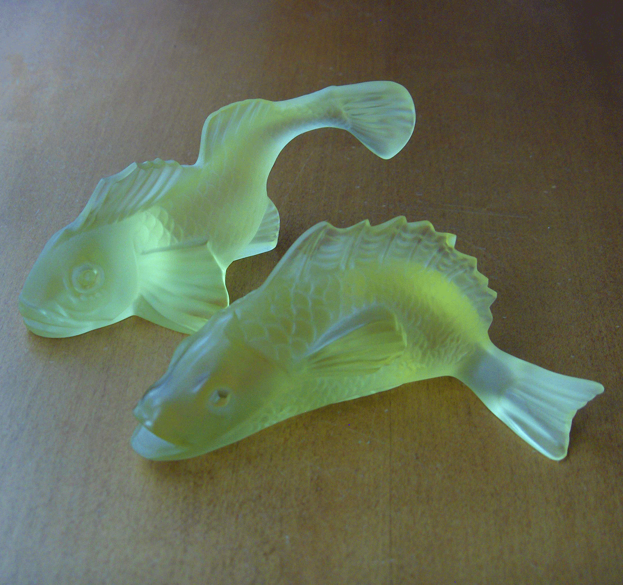 Baccarat France pair of Koi fish crystal figurines~scarce yellow ...