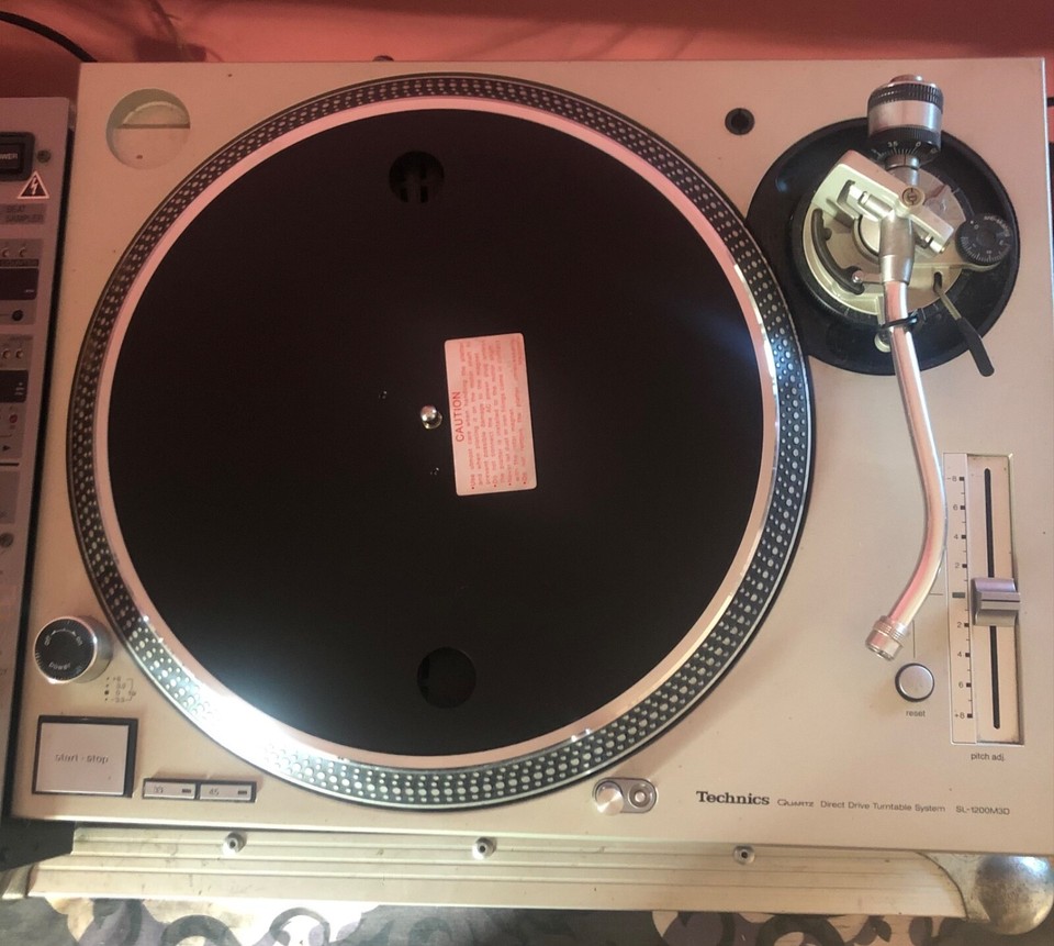 Technics SL-1200 M3D silver Turntable with Road Ready case | eBay