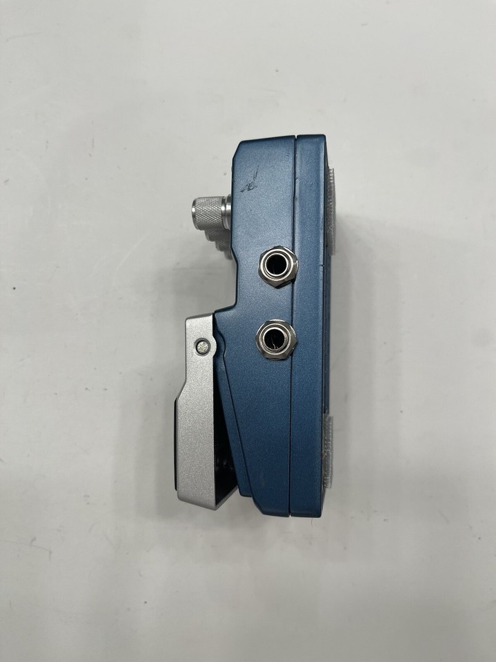 Digitech TR-7 Hardwire Tremolo Rotary Vibrato Stereo Digital Guitar ...