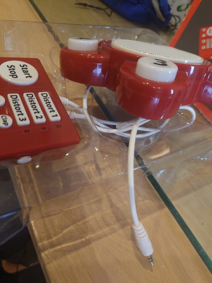John Lewis MP3 Music Quiz Machine. Buzz In With Answers. Fun for music ...
