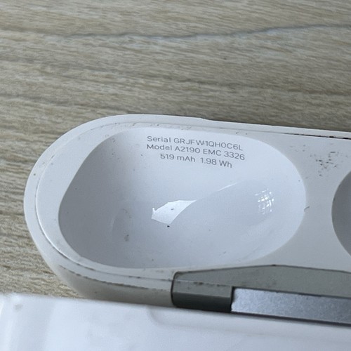 AirPod Pro 1st Gen Wireless Charging Case Replacement A2190 Works ...