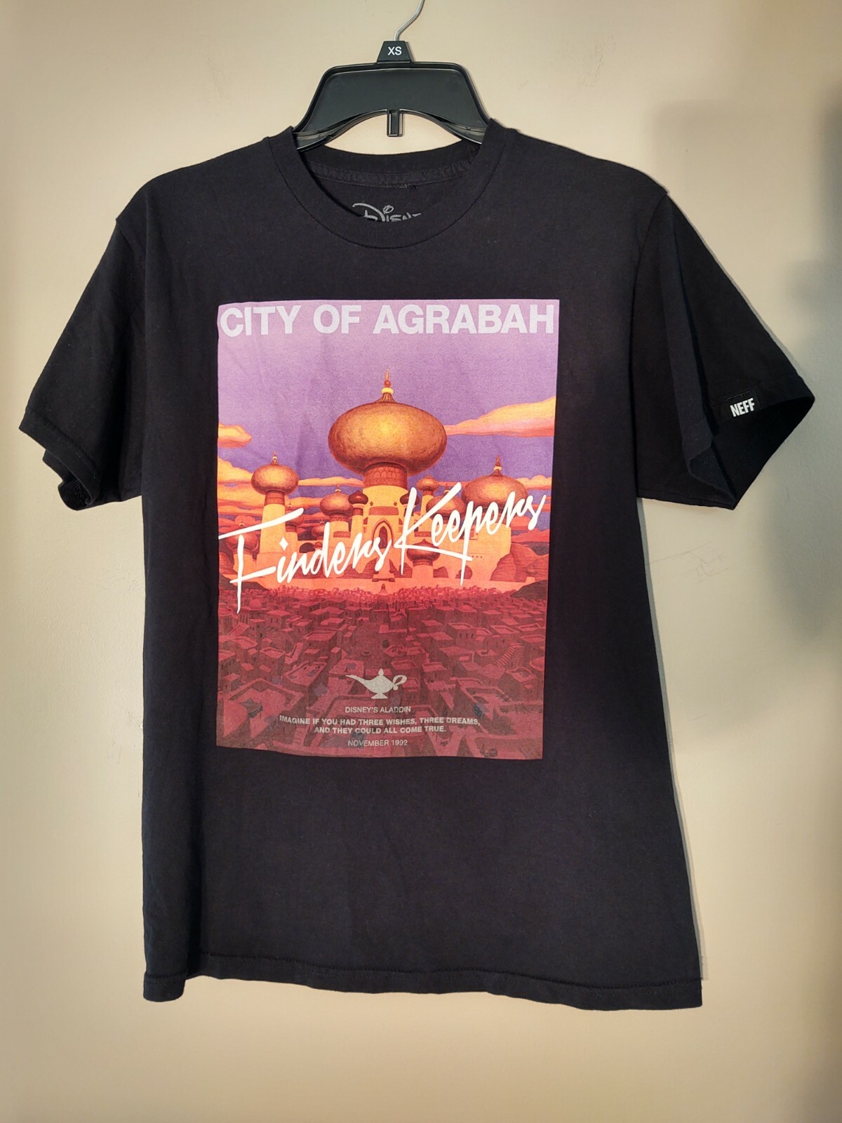 VINTAGE 1992 DISNEY COLLECTION BY NEFF CITY OF AGRABA… - Gem