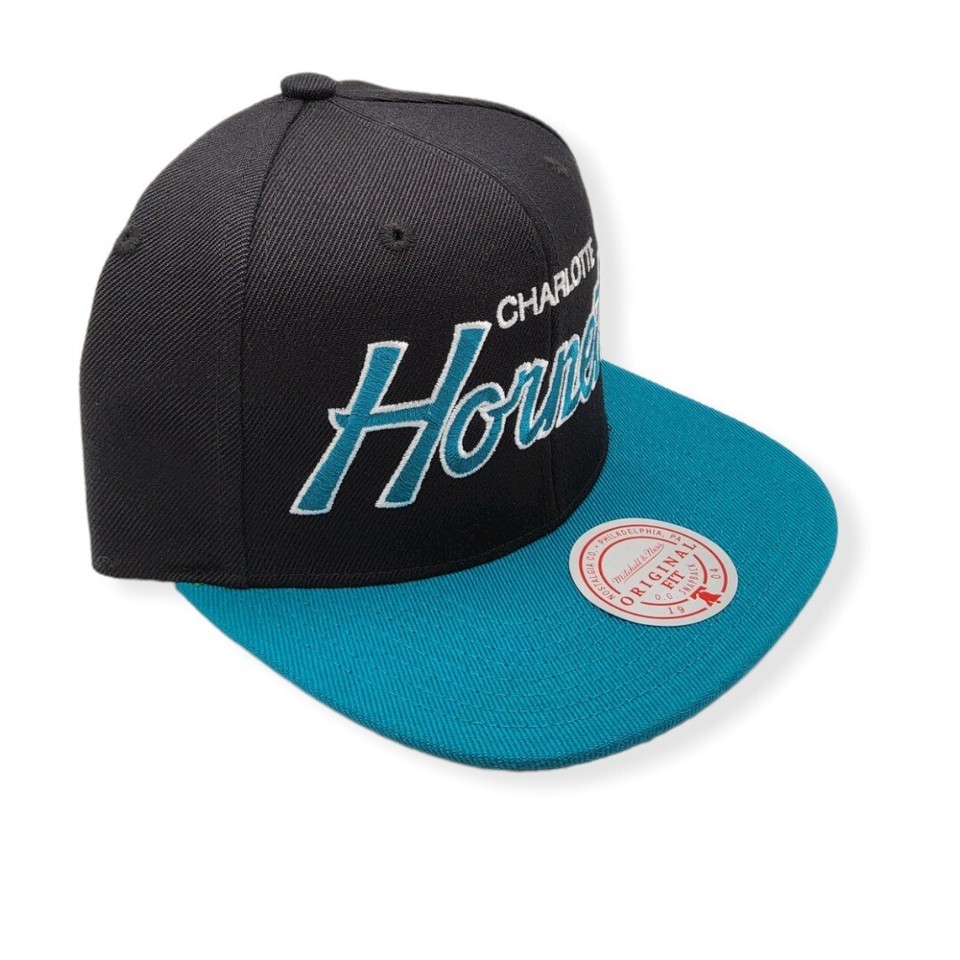 Mitchell & Ness Charlotte Hornets Team Script 2.0 Adjustable Snapback ...