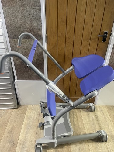NEW Arjo Sara Steady Mobility Patient Transfer Aid / Standing Aid ...