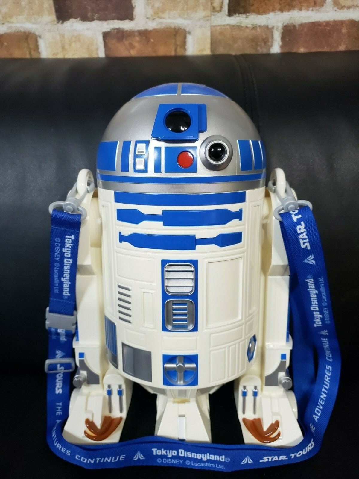 Tokyo Disney Limited Star Wars R2 - D2 Popcorn Bucket Container Case ...