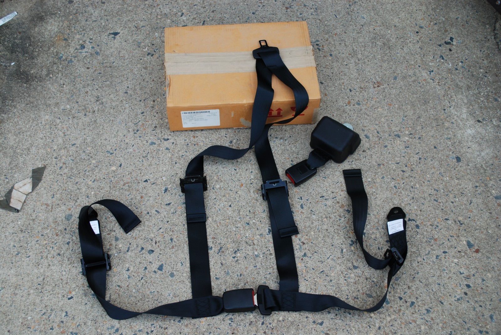 NAVISTAR VEHICULAR SAFETY SEAT BELT 3688778C1L 2540-01-568-6026 for ...