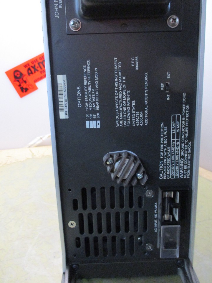 fluke 6062A synthesized rf signal generator 100kHz-2100MHz 2.1GHz [H-2. ...