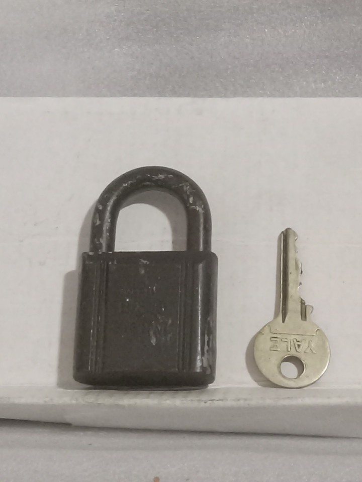 BRASS YALE WORKING BALTIMORE & OHIO RAILROAD SIGNAL LOCK | eBay